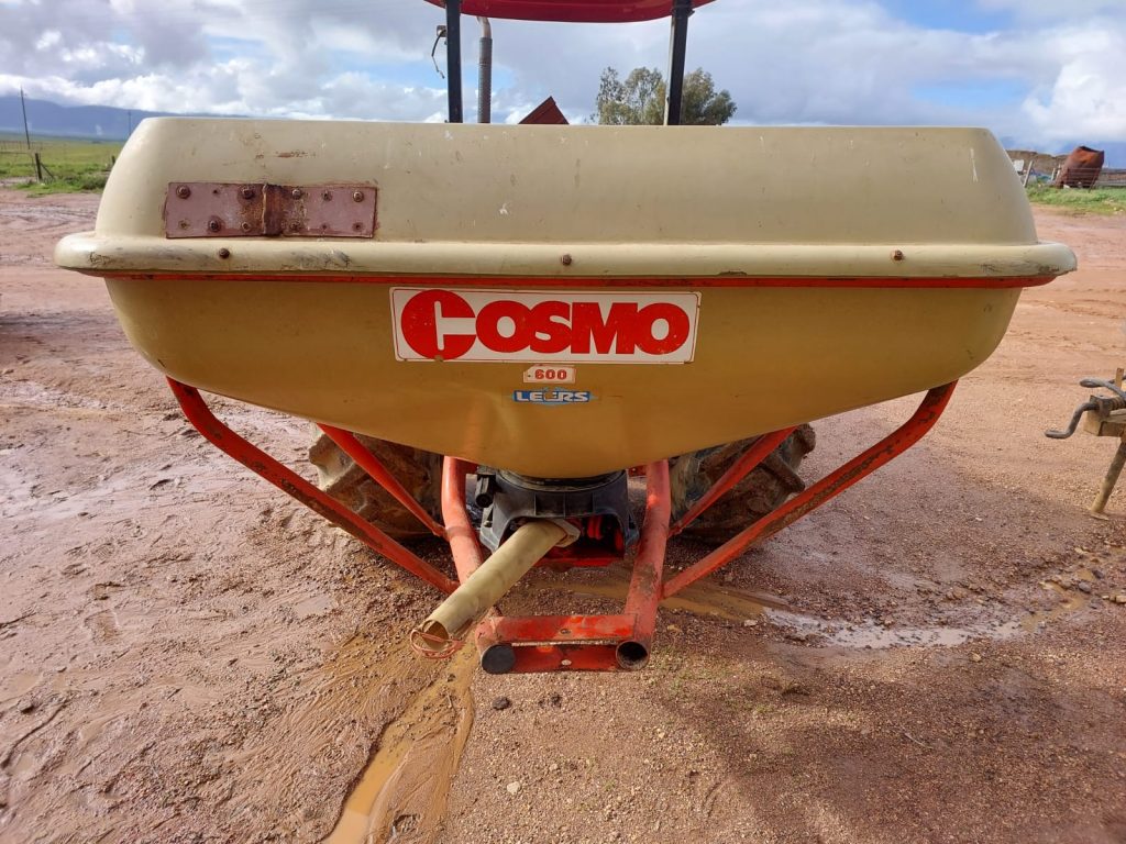 Fertilizer spreaders - CFC Agri
