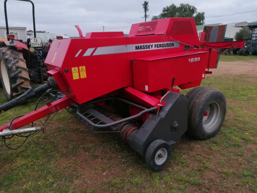 Massey Ferguson 1839 Baler - CFC Agri