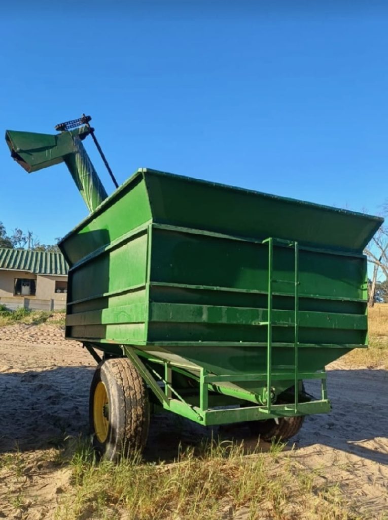 Agritec Debulking Trailer - CFC Agri