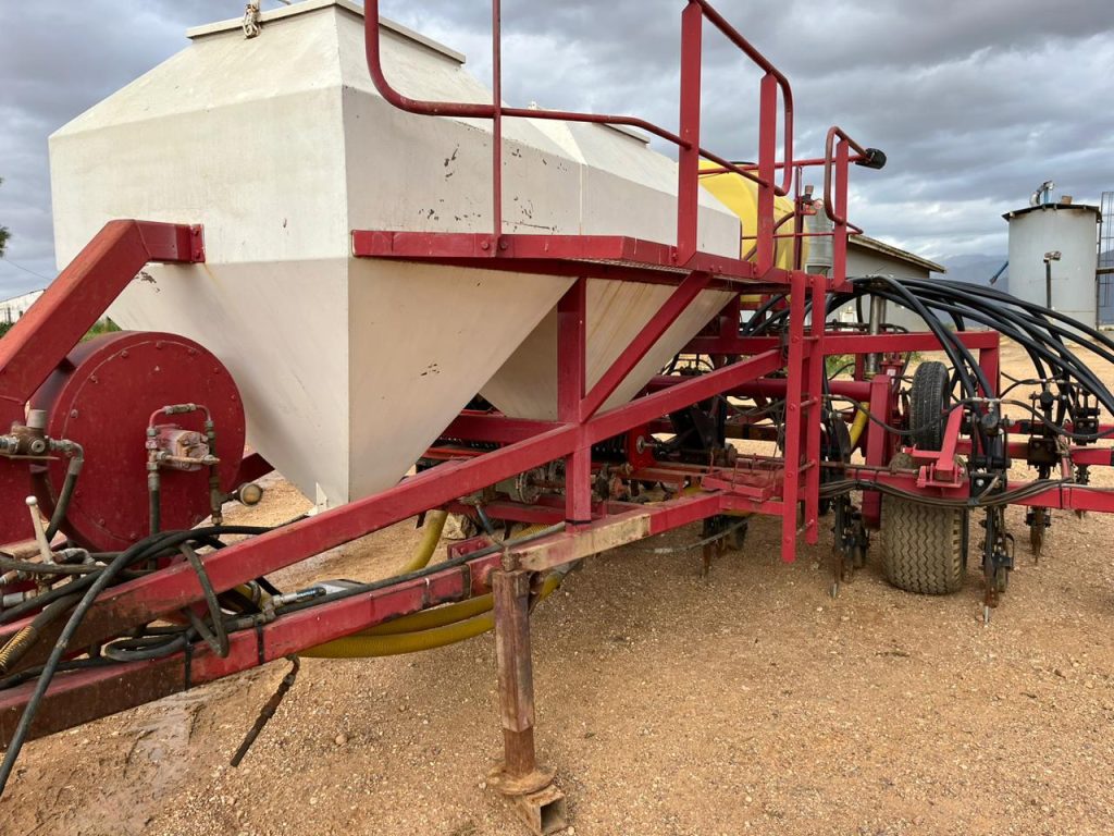 2007 Rovic Voor Small Grain Planter - CFC Agri