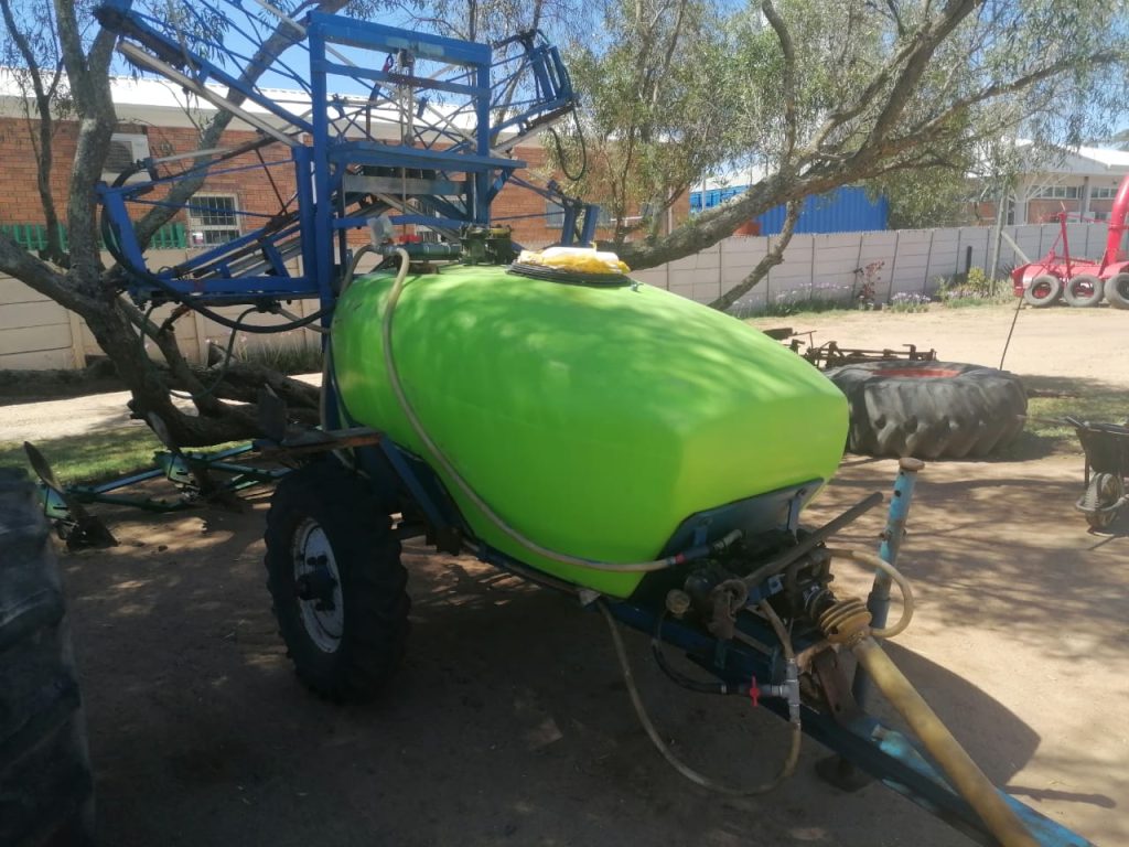 Spreaders and sprayers - CFC Agri