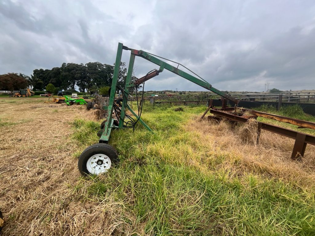 Hydraulic Hi-Up Lift - CFC Agri