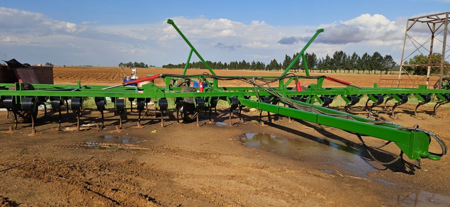Vibroflex Type Tiller - CFC Agri