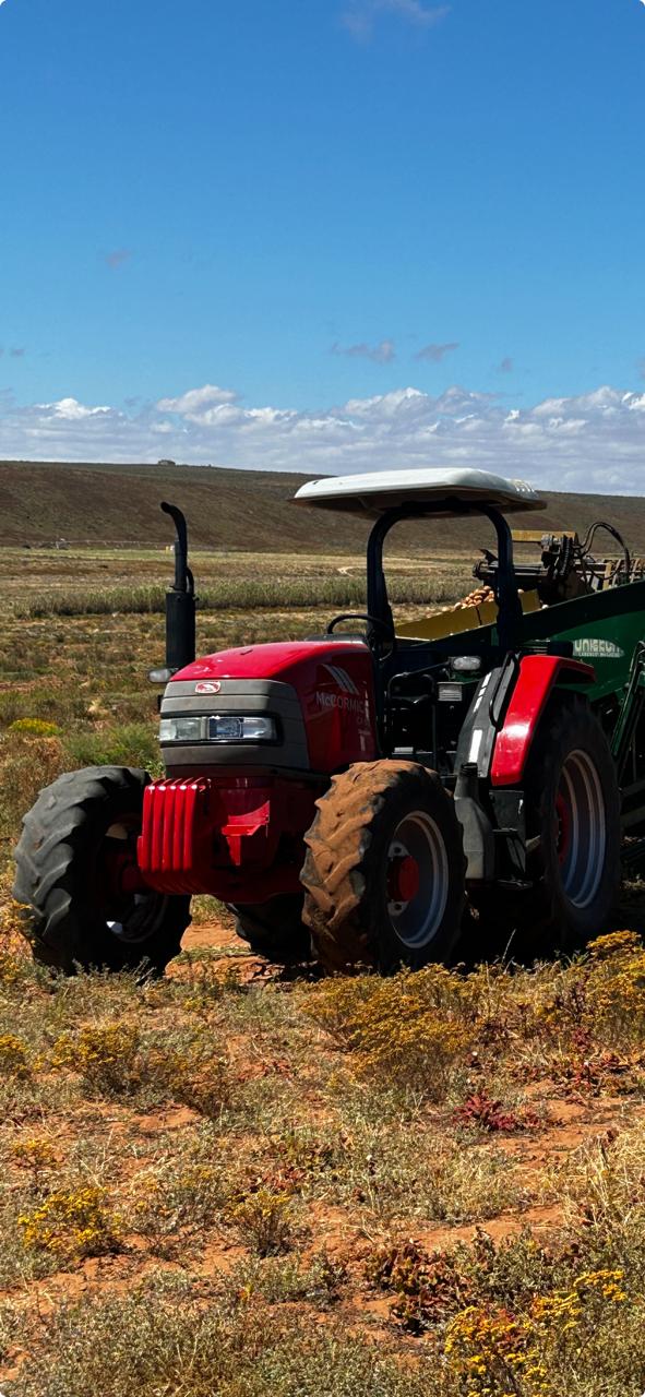 Mccormick CX 105 4×4 - CFC Agri